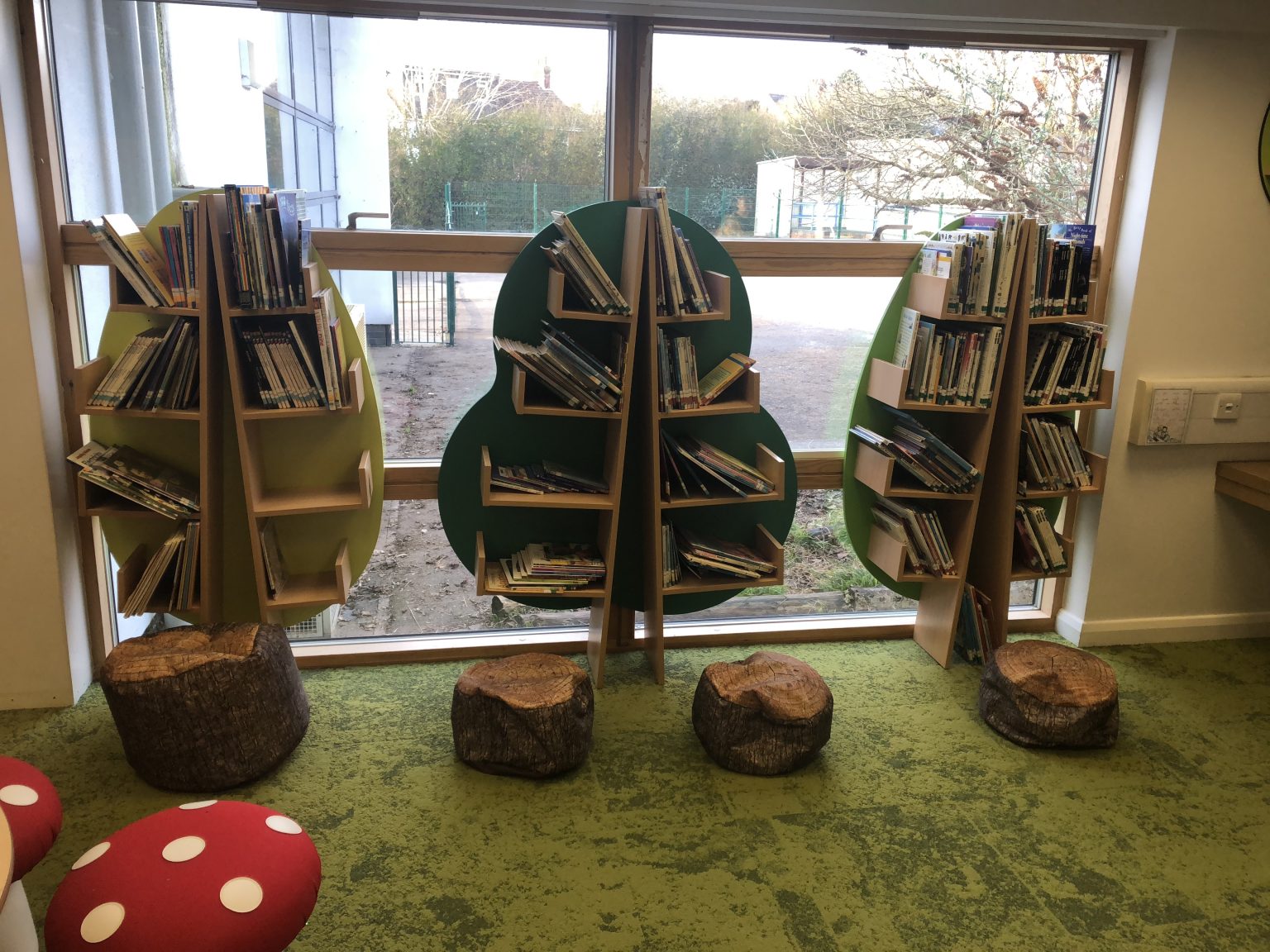 Projects - Knaphill Schools PTA